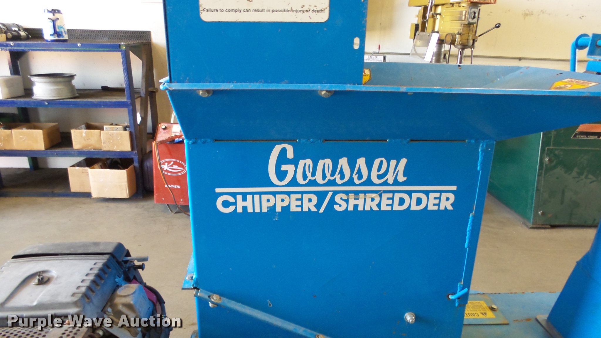 Goossen chipper/shredder in Hutchinson, KS | Item ET9537 sold | Purple Wave
