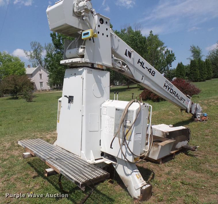 Weldco Hydralift HL-48 crane in Wamego, KS | Item DB6075 sold | Purple Wave
