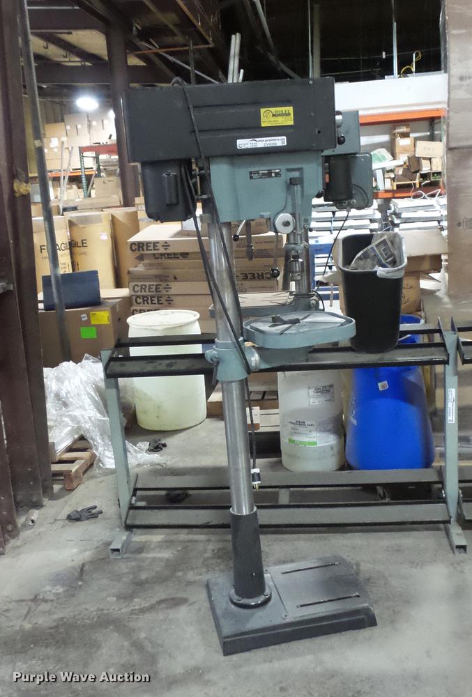 Delta 17-925 drill press in Des Moines, IA | Item DV9266 sold | Purple Wave