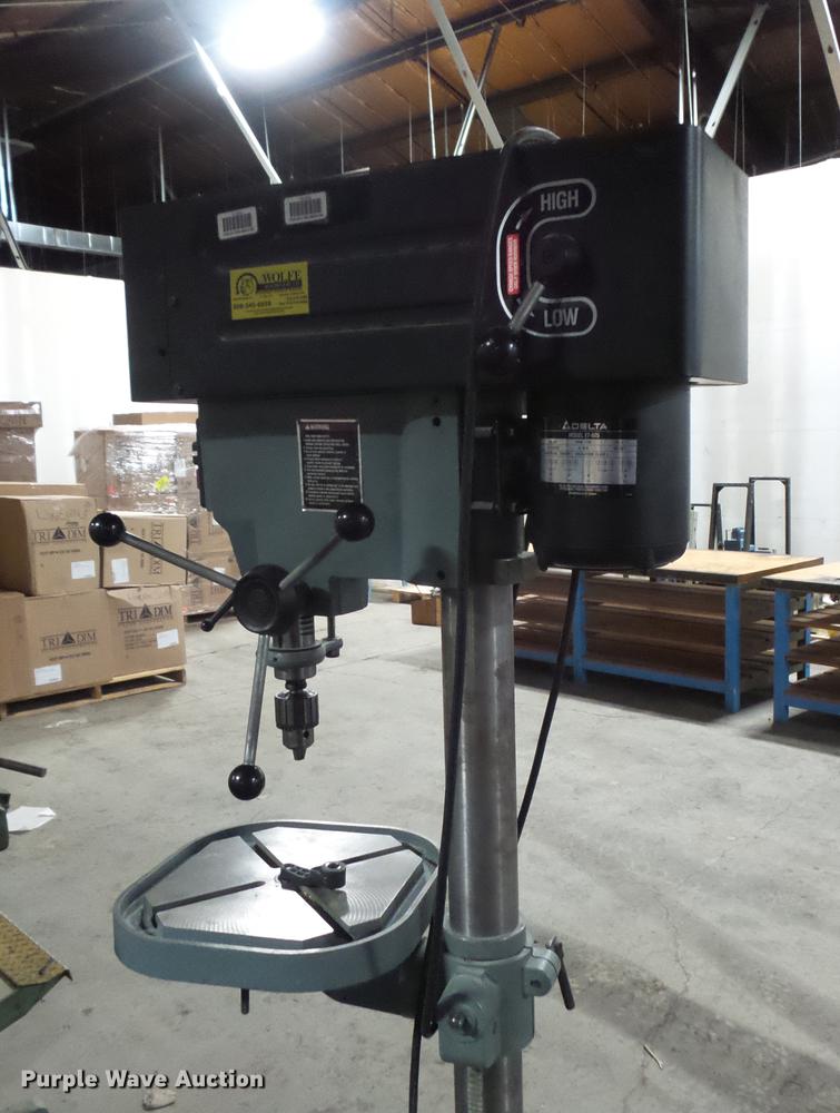 Delta 17-925 drill press in Des Moines, IA | Item DV9266 sold | Purple Wave