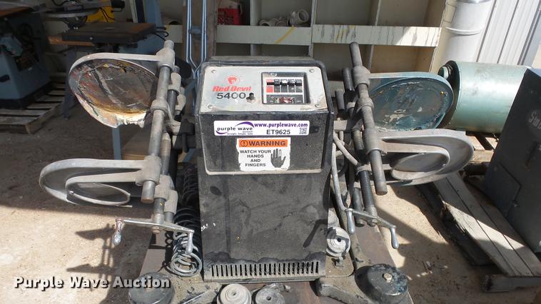 Red Devil 5400 paint shaker in El Dorado, KS | Item ET9625 sold ...