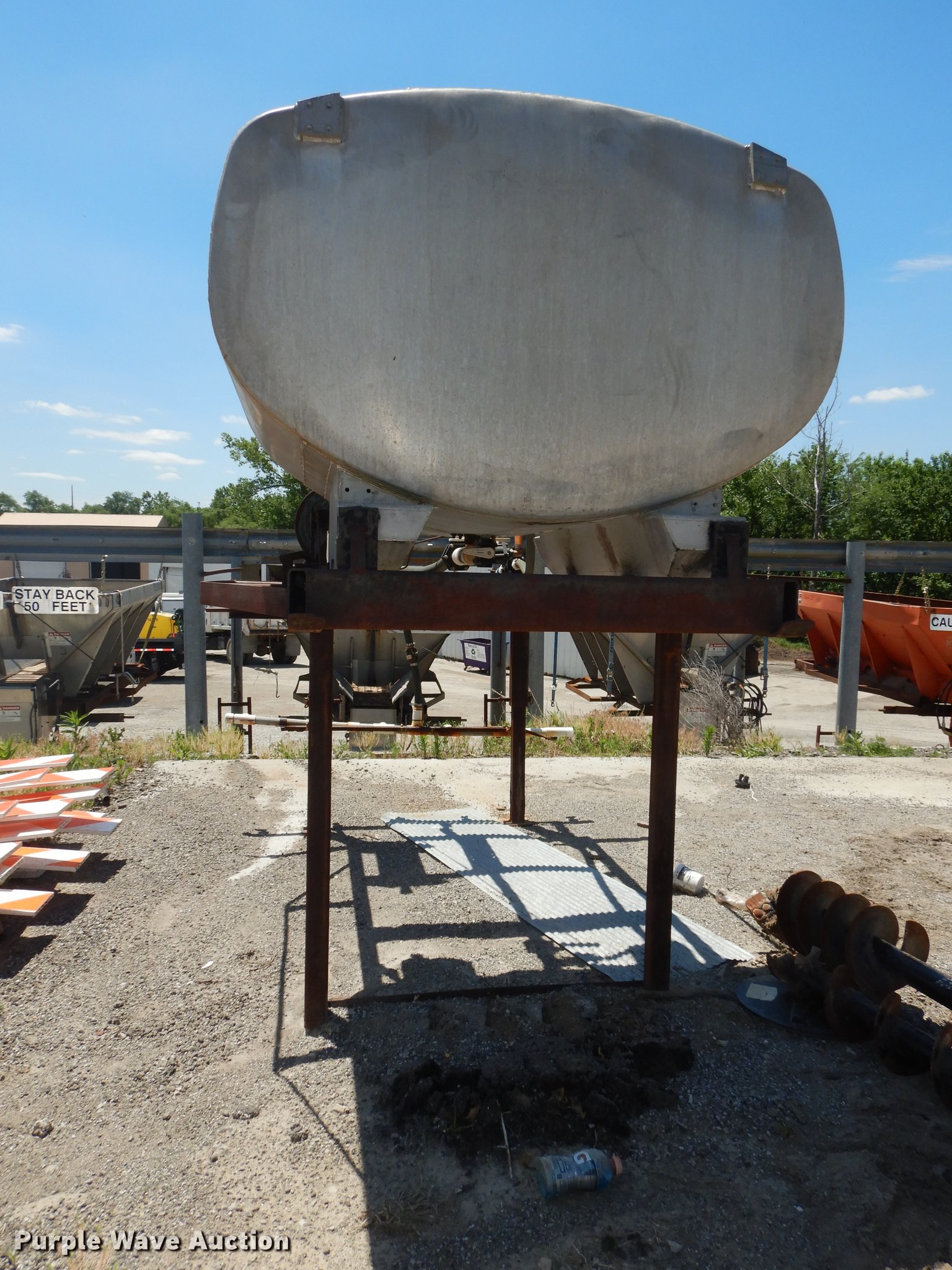 Stainless steel salt brine tank in Atchison, KS | Item EQ9951 sold ...