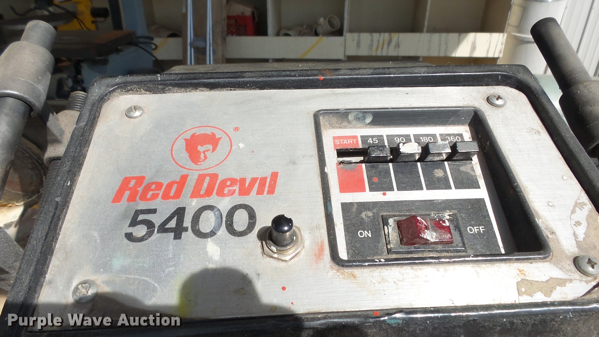 Red Devil 5400 paint shaker in El Dorado, KS | Item ET9625 sold ...