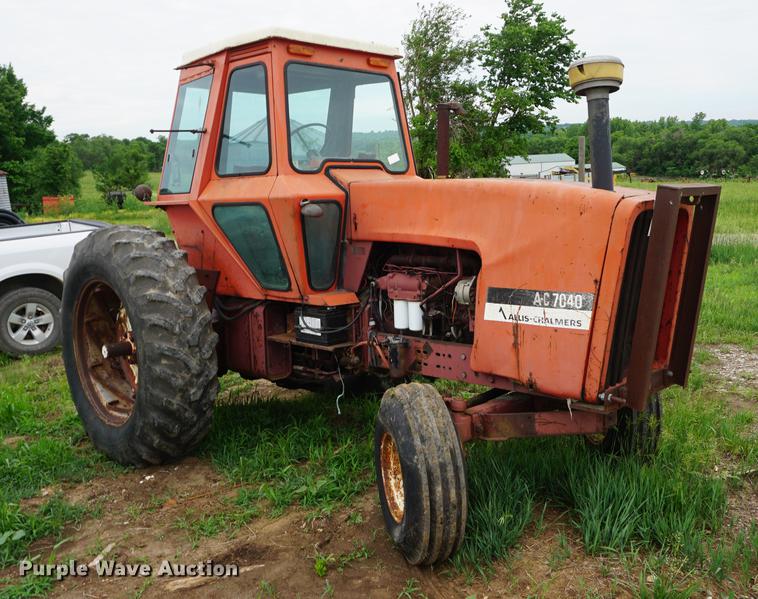 1976 Allis Chalmers 7040 tractor in Holton, KS | Item DB6035 sold ...