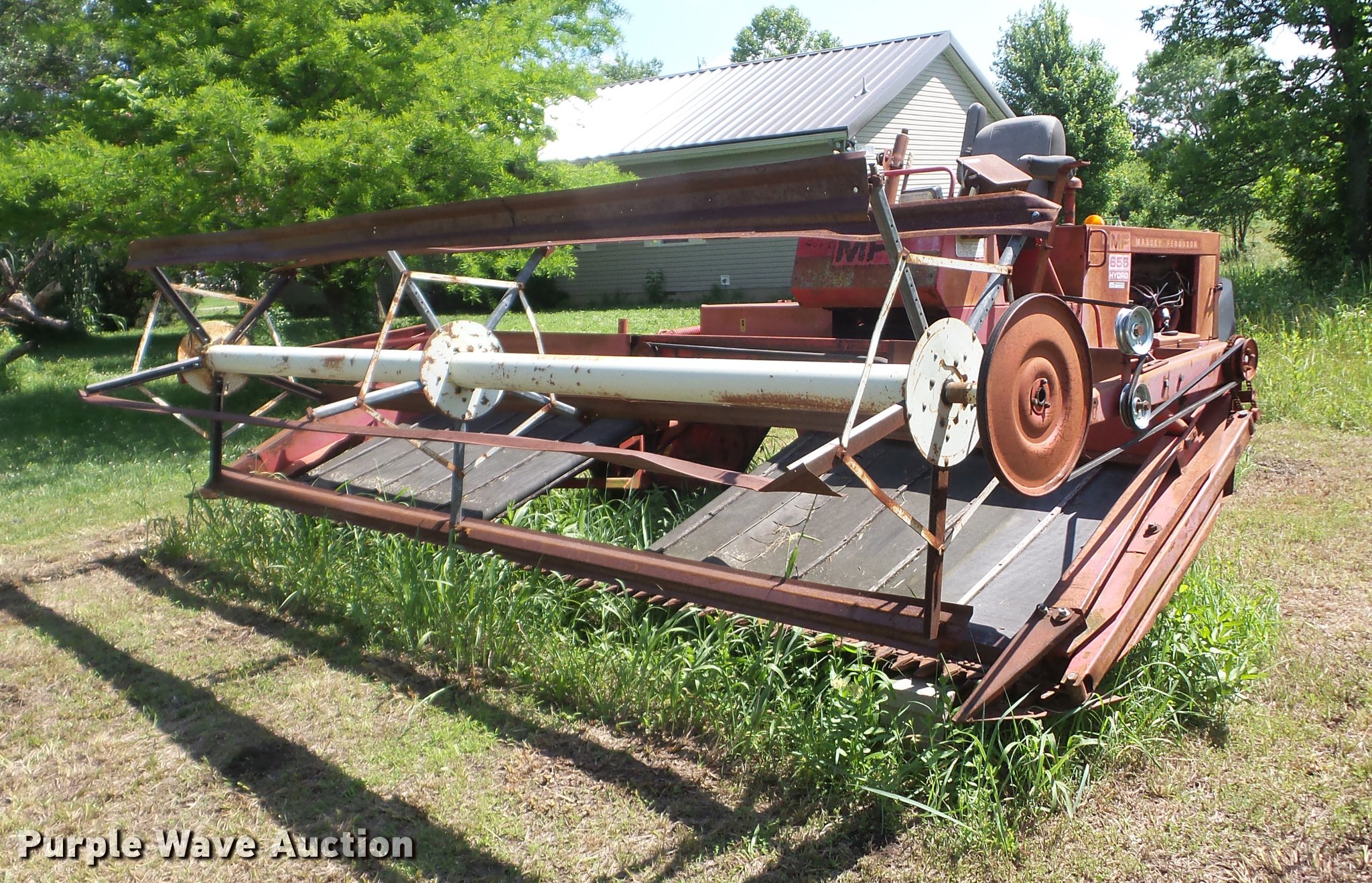 Massey Ferguson 655 Hydro windrower in Erie, KS | Item BI9512 sold | Purple Wave