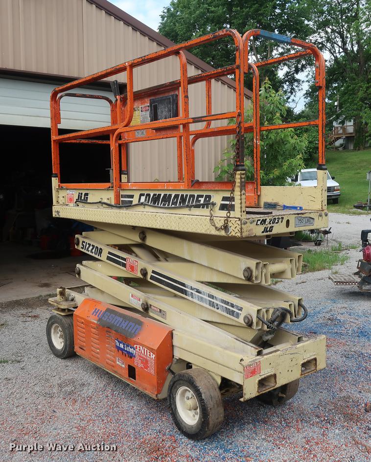 1996 JLG CM2033 Scizzor Commander scissor lift in Independence, MO ...
