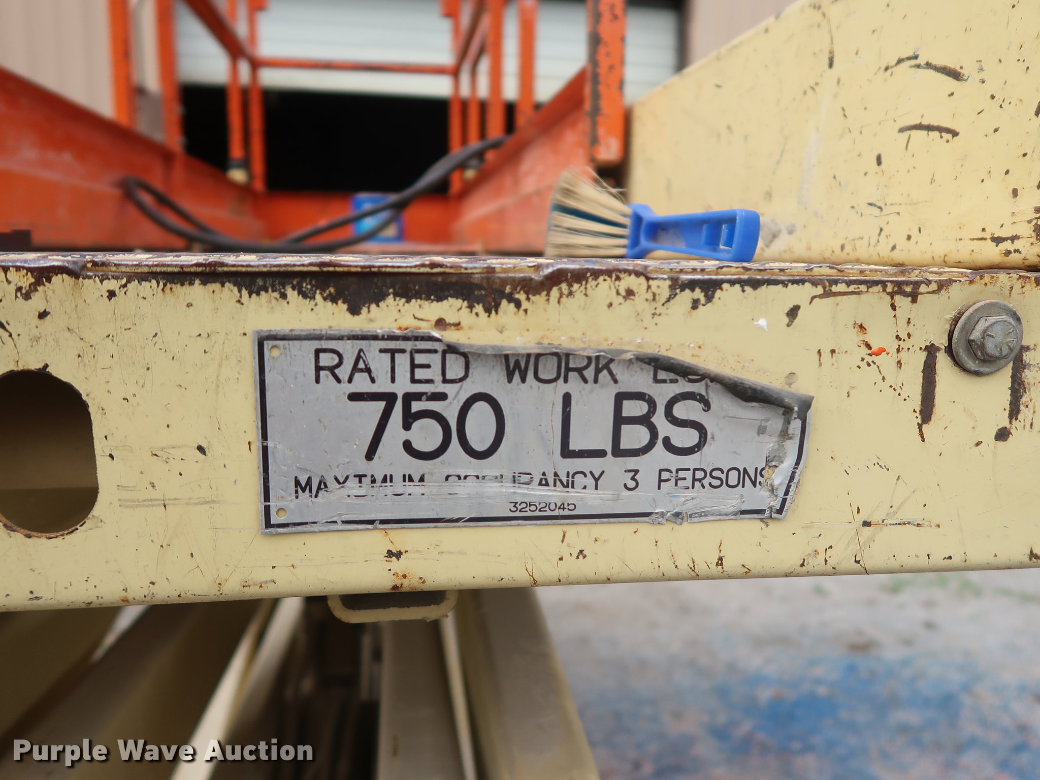 1996 JLG CM2033 Scizzor Commander scissor lift in Independence, MO ...
