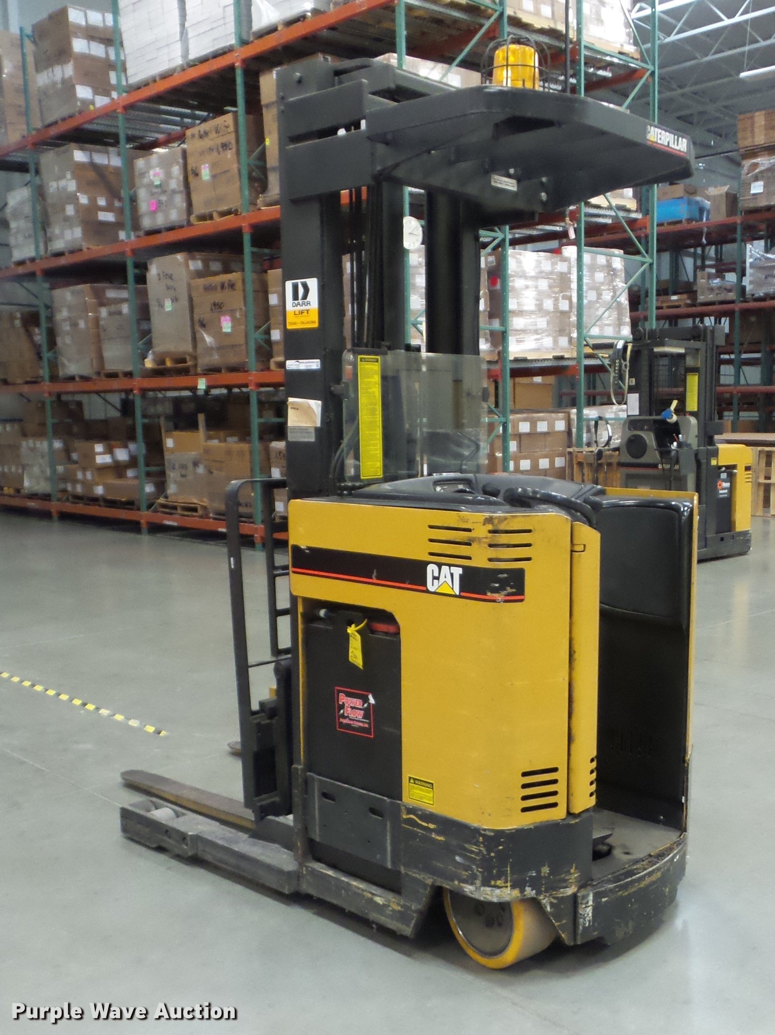 Caterpillar NRR30 narrow isle forklift in Bartlesville, OK | Item ...
