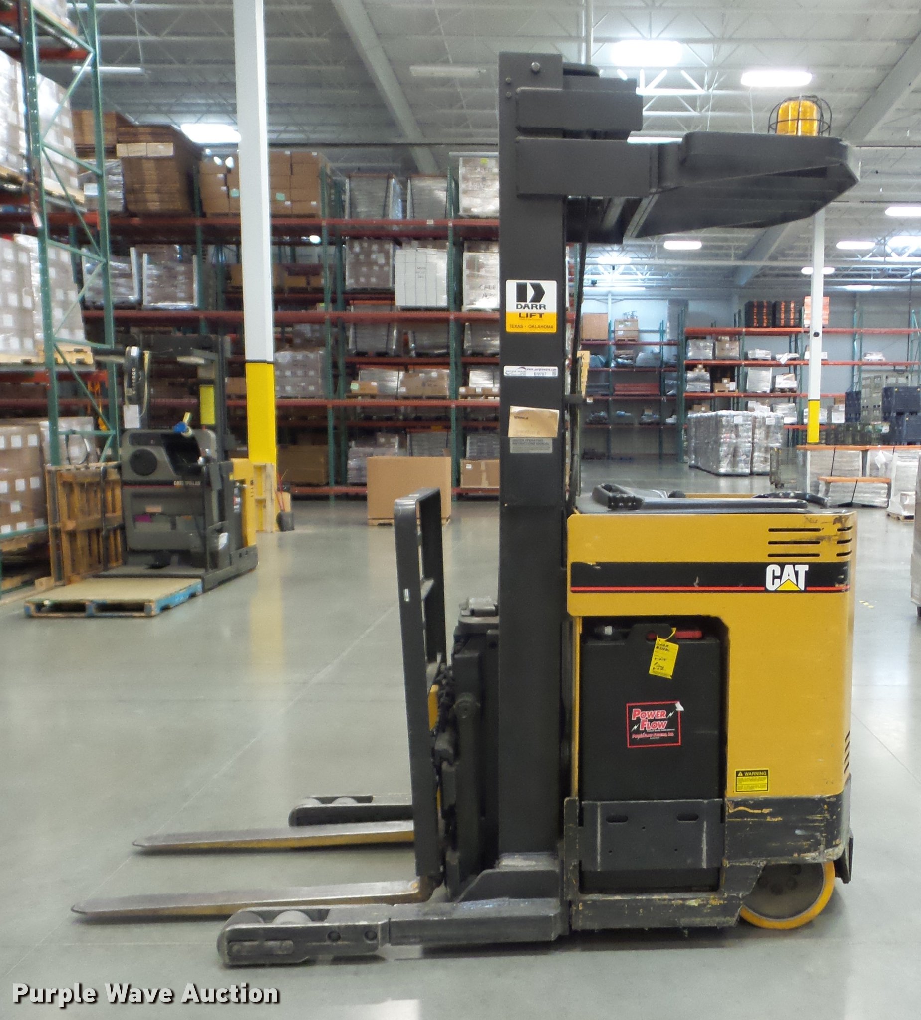 Caterpillar NRR30 narrow isle forklift in Bartlesville, OK | Item ...