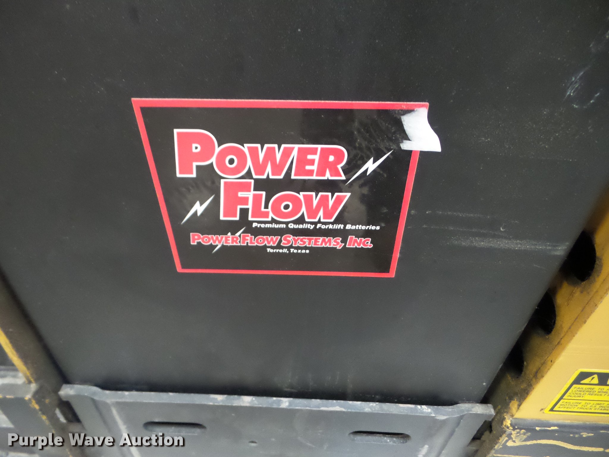 Caterpillar NRR30 narrow isle forklift in Bartlesville, OK | Item ...