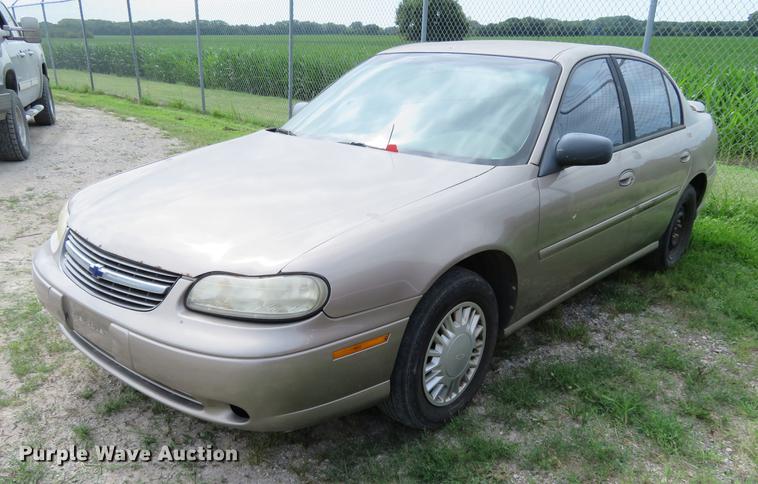 2000 Chevrolet Malibu in Emporia, KS | Item EJ9662 sold | Purple Wave