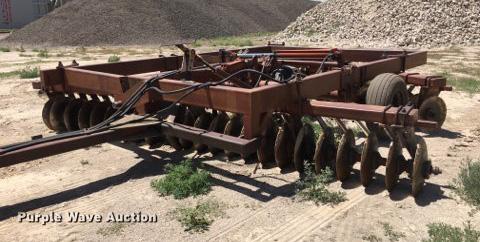 CrustBuster offset disk in Oakley, KS | Item BI9783 sold | Purple Wave