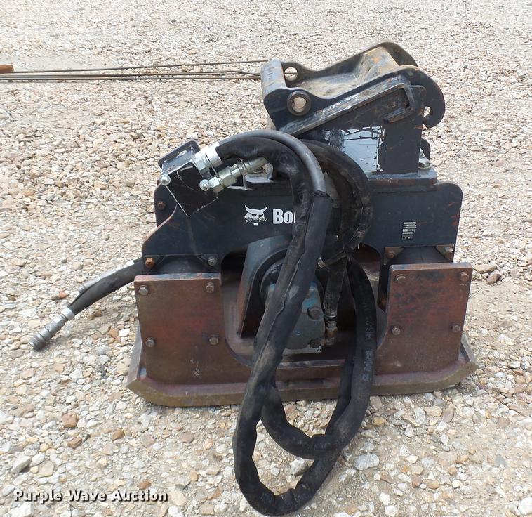Bobcat PCF64 vibratory compactor in Olathe, KS | Item DX9438 sold ...