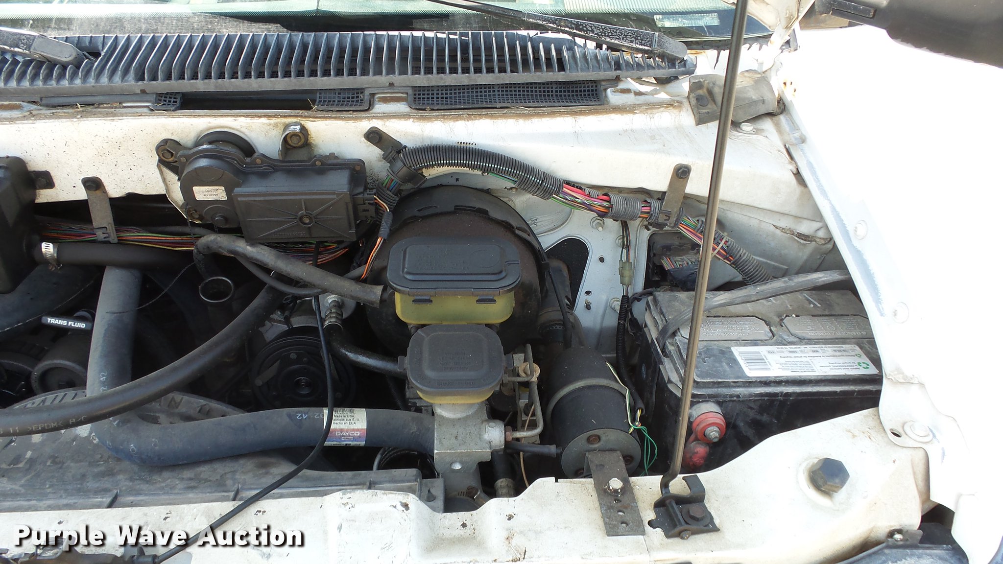 1990 Chevrolet Astro van in Hutchinson, KS | Item ET9383 sold | Purple Wave