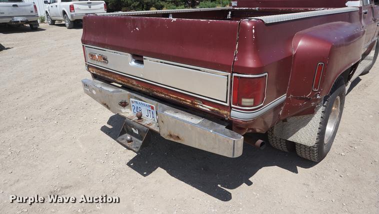 1987 GMC R3500 pickup truck in Hiawatha, KS | Item DD7826 sold | Purple ...