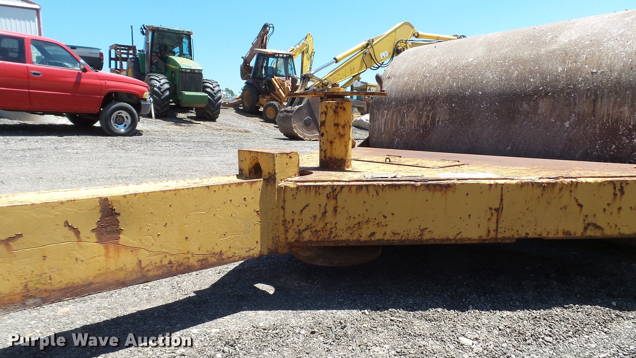 Essick VR72T roller in Wildwood, MO | Item DD7289 sold | Purple Wave