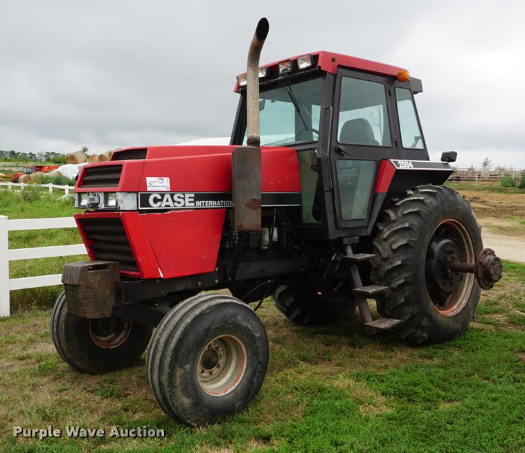 1984 Case IH 2594 tractor in Baldwin City, KS | Item DD7892 sold ...