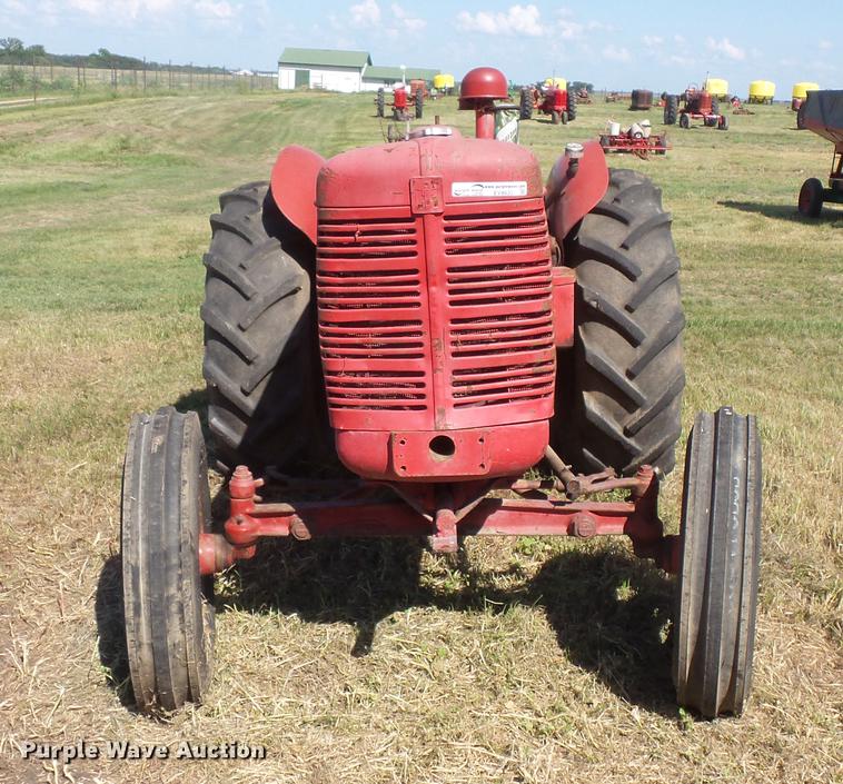McCormick Super W-4 tractor in Veblen, SD | Item EV9033 sold | Purple Wave
