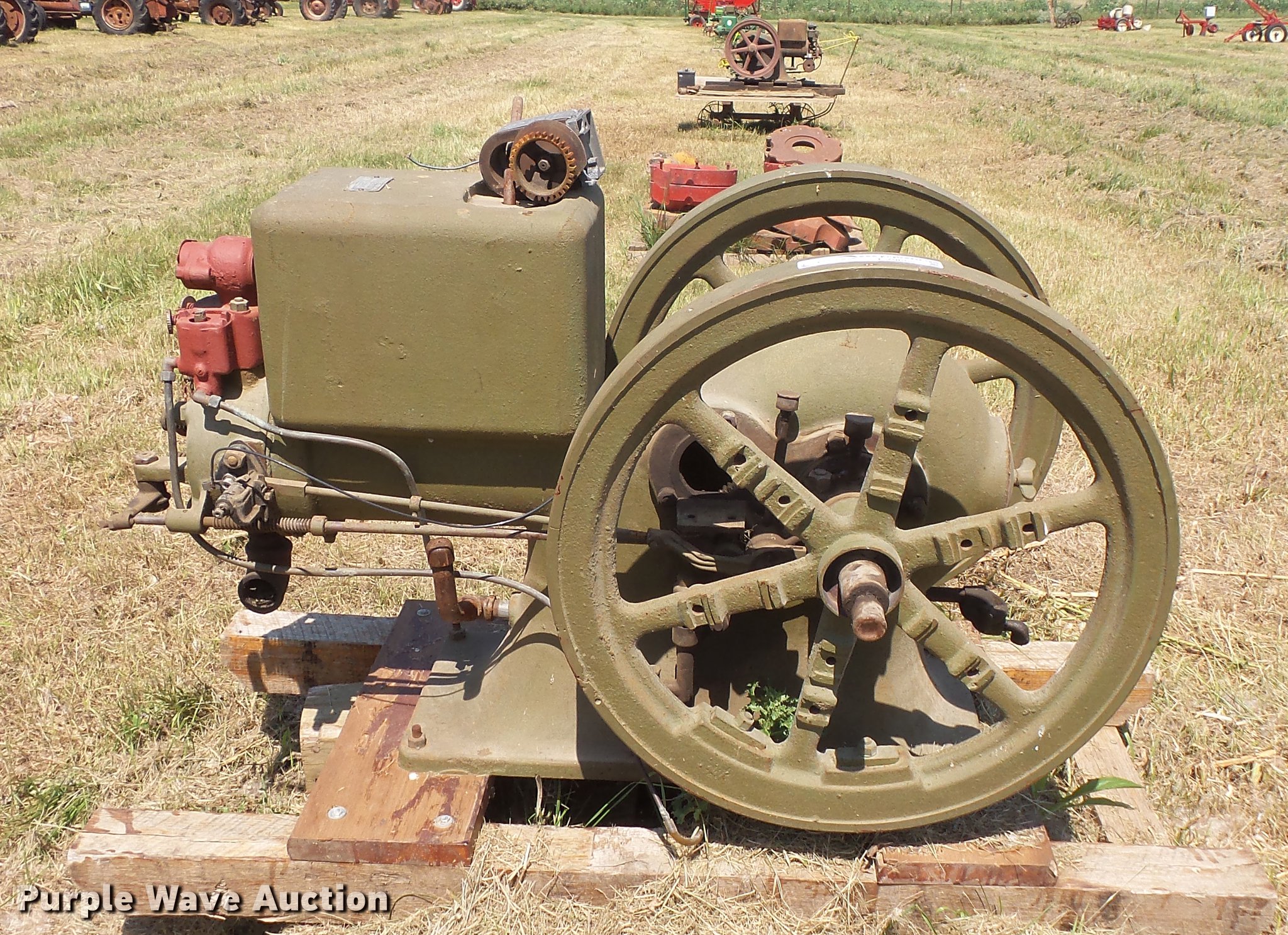International hit and miss engine in Veblen, SD | Item EV9065 sold ...
