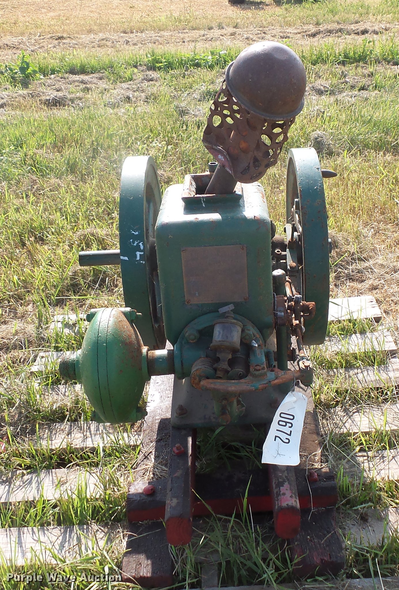 Root & Vandervoort hit and miss engine in Veblen, SD | Item EV9095 sold ...