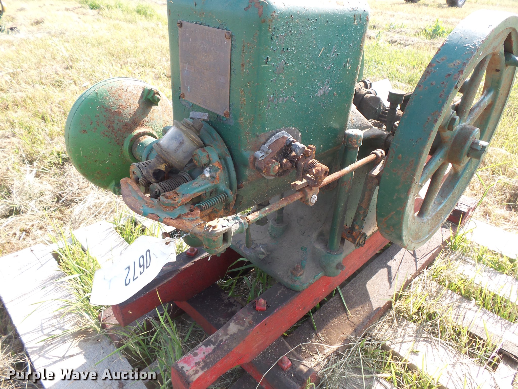 Root & Vandervoort hit and miss engine in Veblen, SD | Item EV9095 sold ...