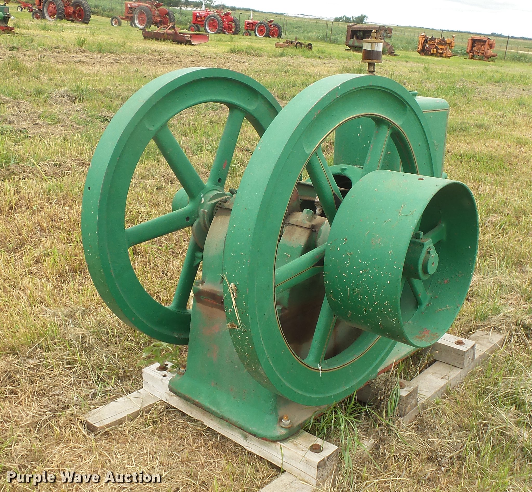 Root & Vandervoort hit and miss engine in Veblen, SD | Item EV9107 sold ...