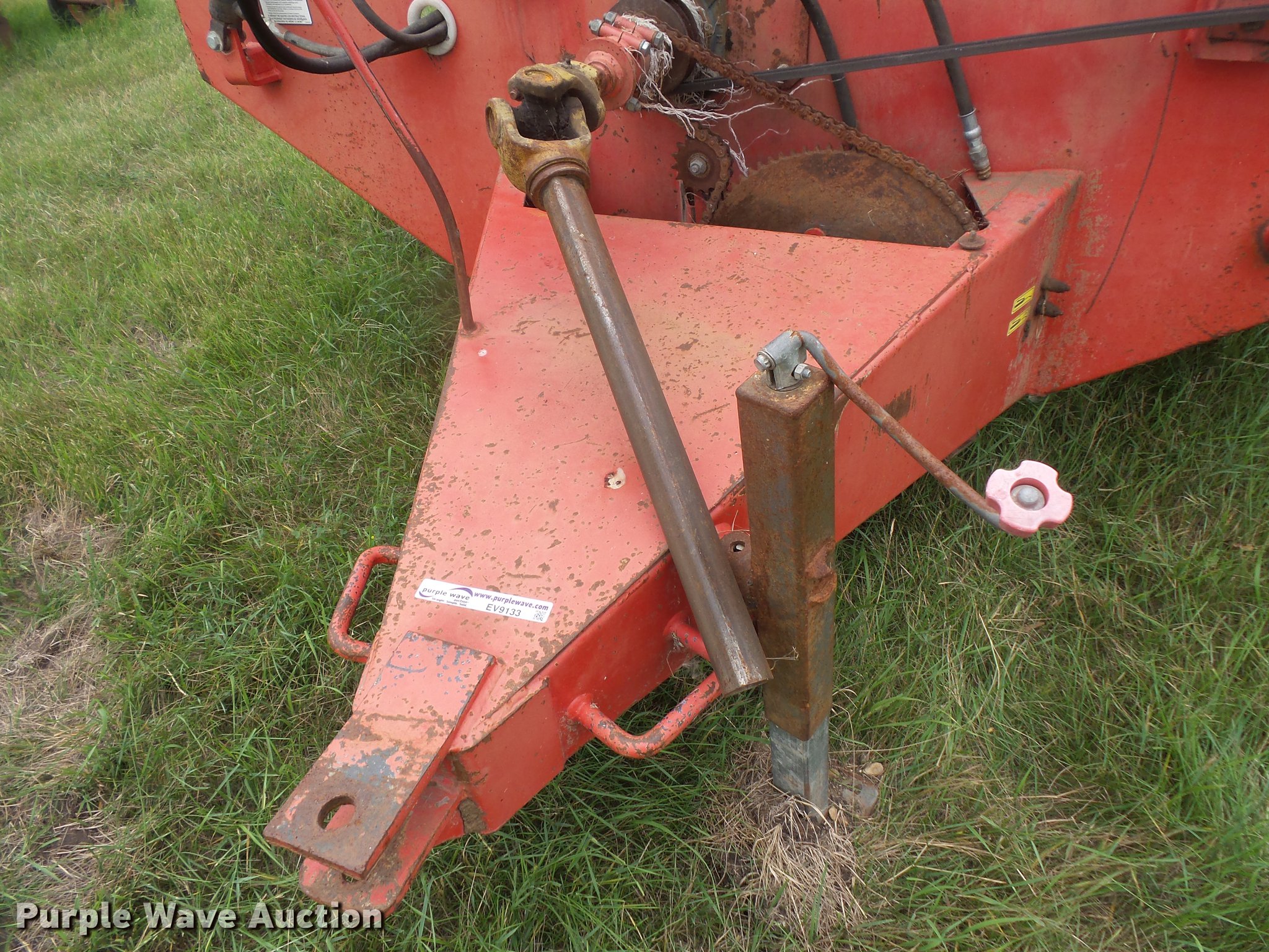 Agri-Chopper 5600 bale processor/tub grinder in Veblen, SD | Item ...