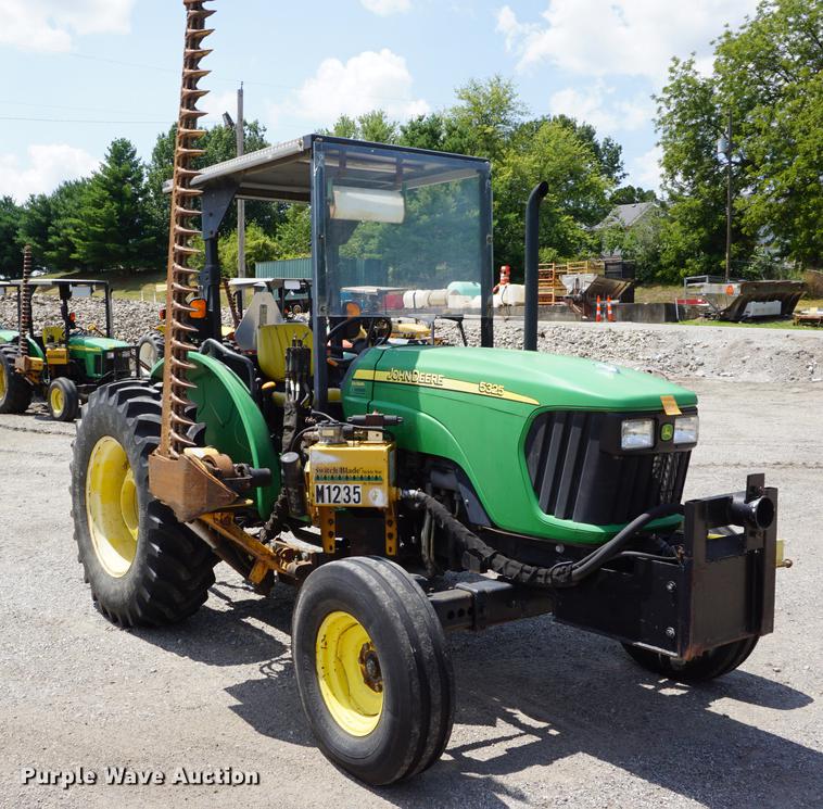 2006 John Deere 5325 tractor in Saint Joseph, MO | Item DD7859 sold ...