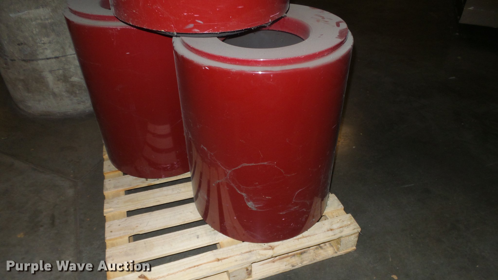(3) metal trash cans in Wichita, KS | Item ER9600 sold | Purple Wave