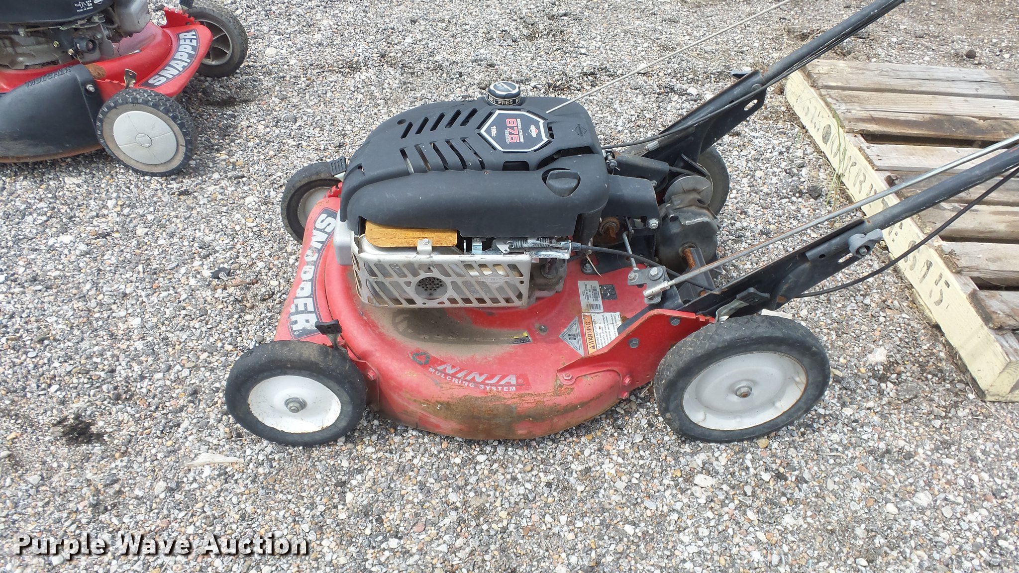 (3) Snapper lawn mowers in Wichita, KS | Item ET9457 sold | Purple Wave