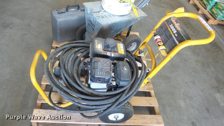 Chore Master pressure washer in Wichita, KS | Item BL9015 sold | Purple ...