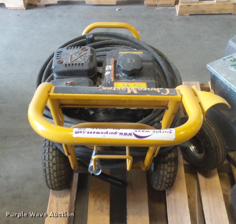 Chore Master pressure washer in Wichita, KS | Item BL9015 sold | Purple ...