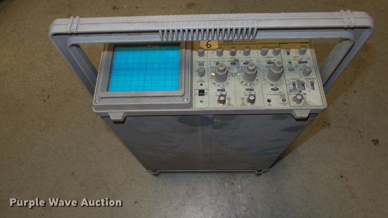 Tektronix 2225 oscilloscope in Pratt, KS | Item FE9172 sold | Purple Wave