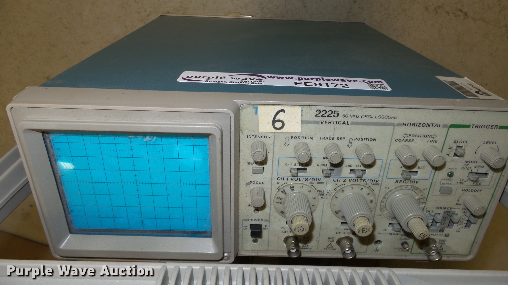 Tektronix 2225 oscilloscope in Pratt, KS | Item FE9172 sold | Purple Wave