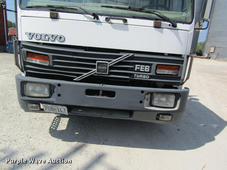 1989 Volvo FE613 flatbed truck in Tipton, MO | Item DE5192 sold ...
