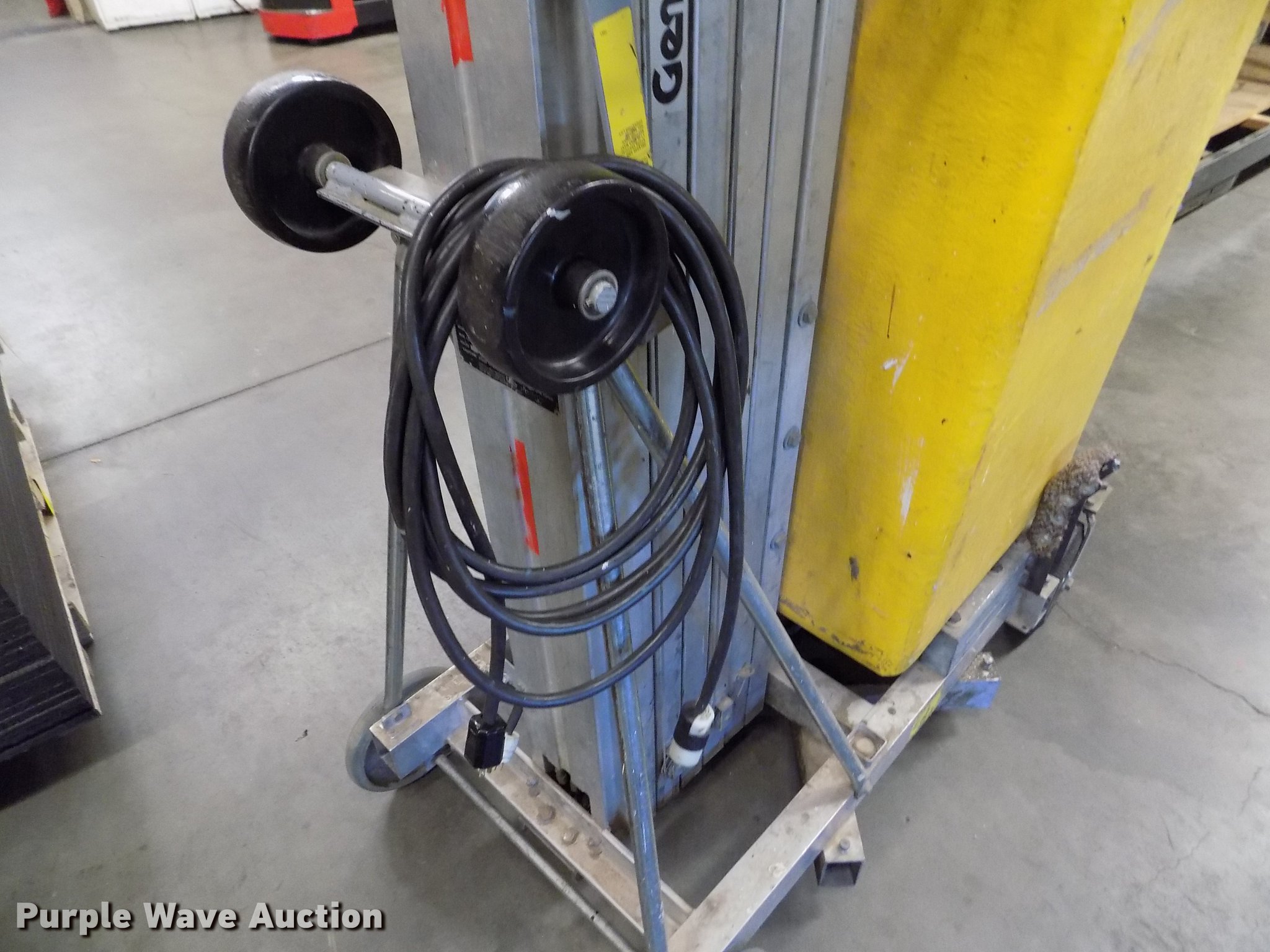 Genie PLC-24 man lift in Ellsworth , KS | Item ER9091 sold | Purple Wave