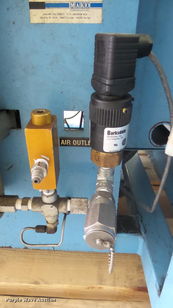 Mako CompAir breathing air compressor in Augusta, KS | Item ES9472 sold ...