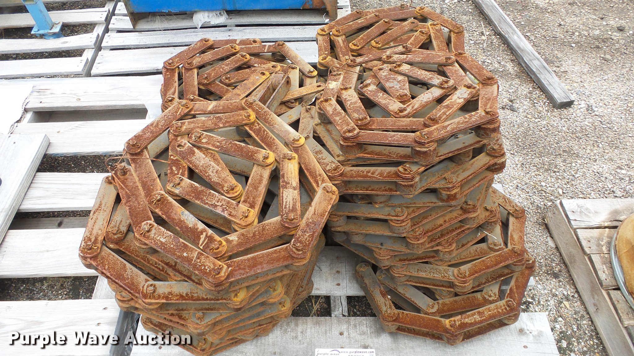 Approximately 30 steel assembly line floor chains in Hesston, KS | Item ...