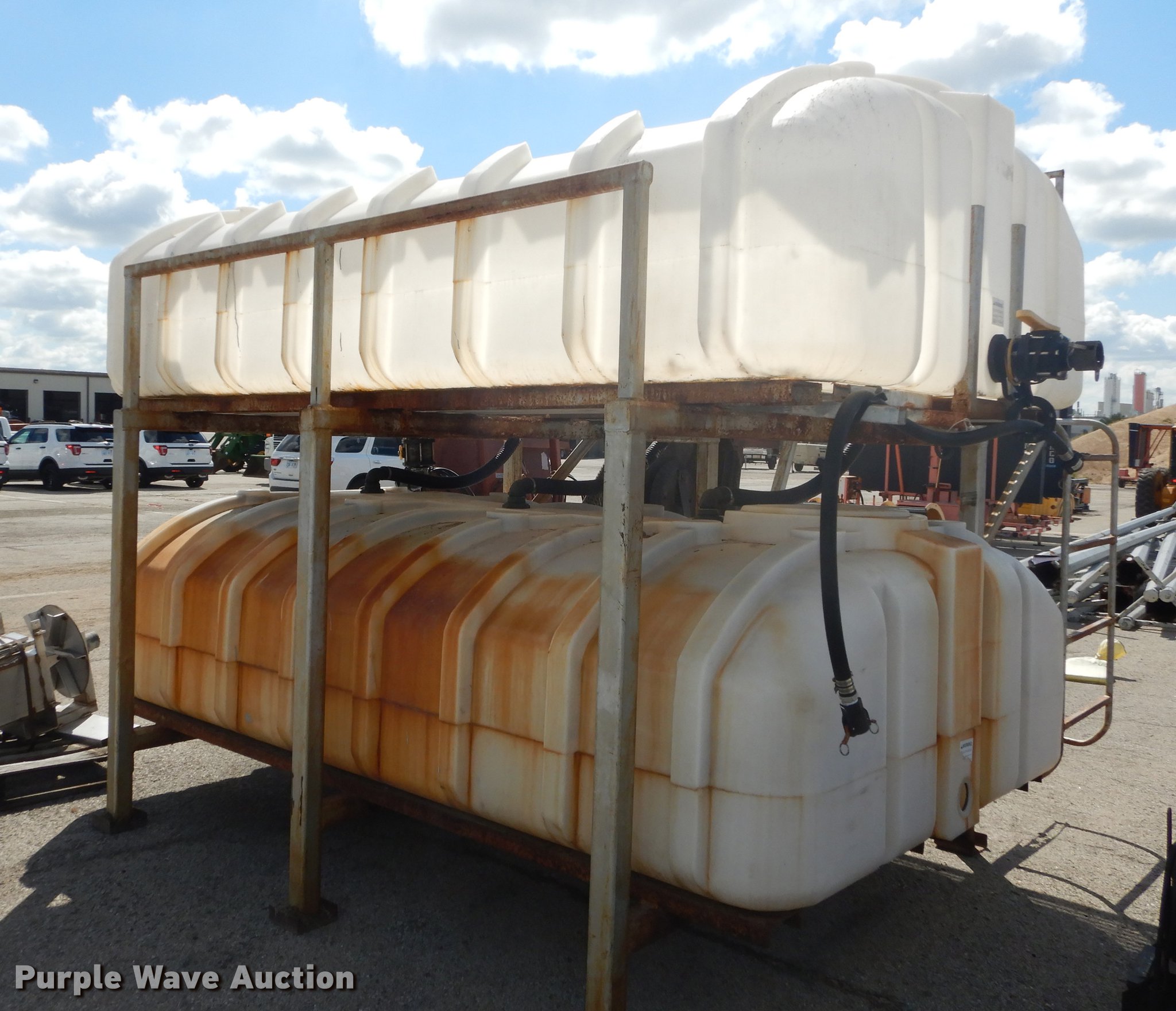 (2) salt brine tanks in Topeka, KS | Item EM9673 sold | Purple Wave