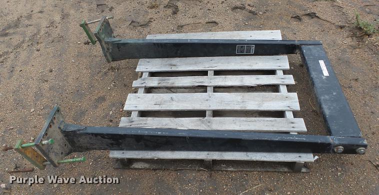 ROPS bar in Kinsley, KS | Item AM9191 sold | Purple Wave