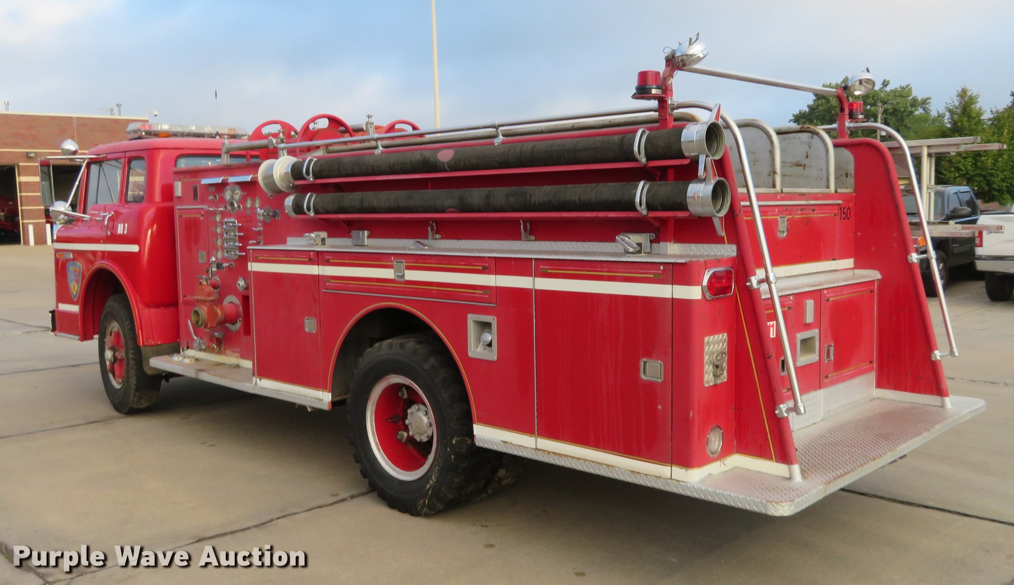 1972 Ford 900 Custom Cab fire truck in Augusta, KS | Item DE6424 sold ...