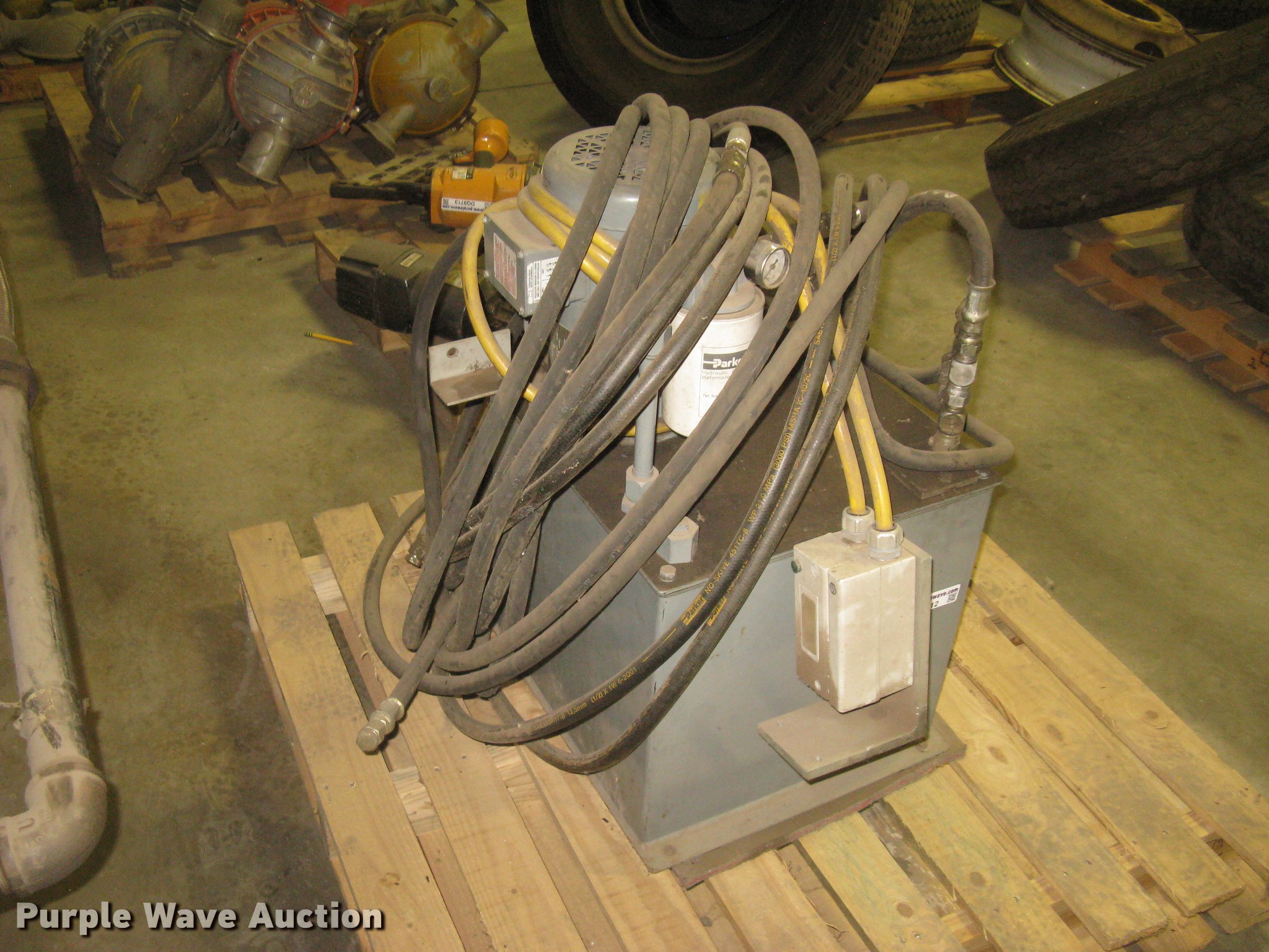 Parker V-Pak variable displacement hydraulic power unit in South ...