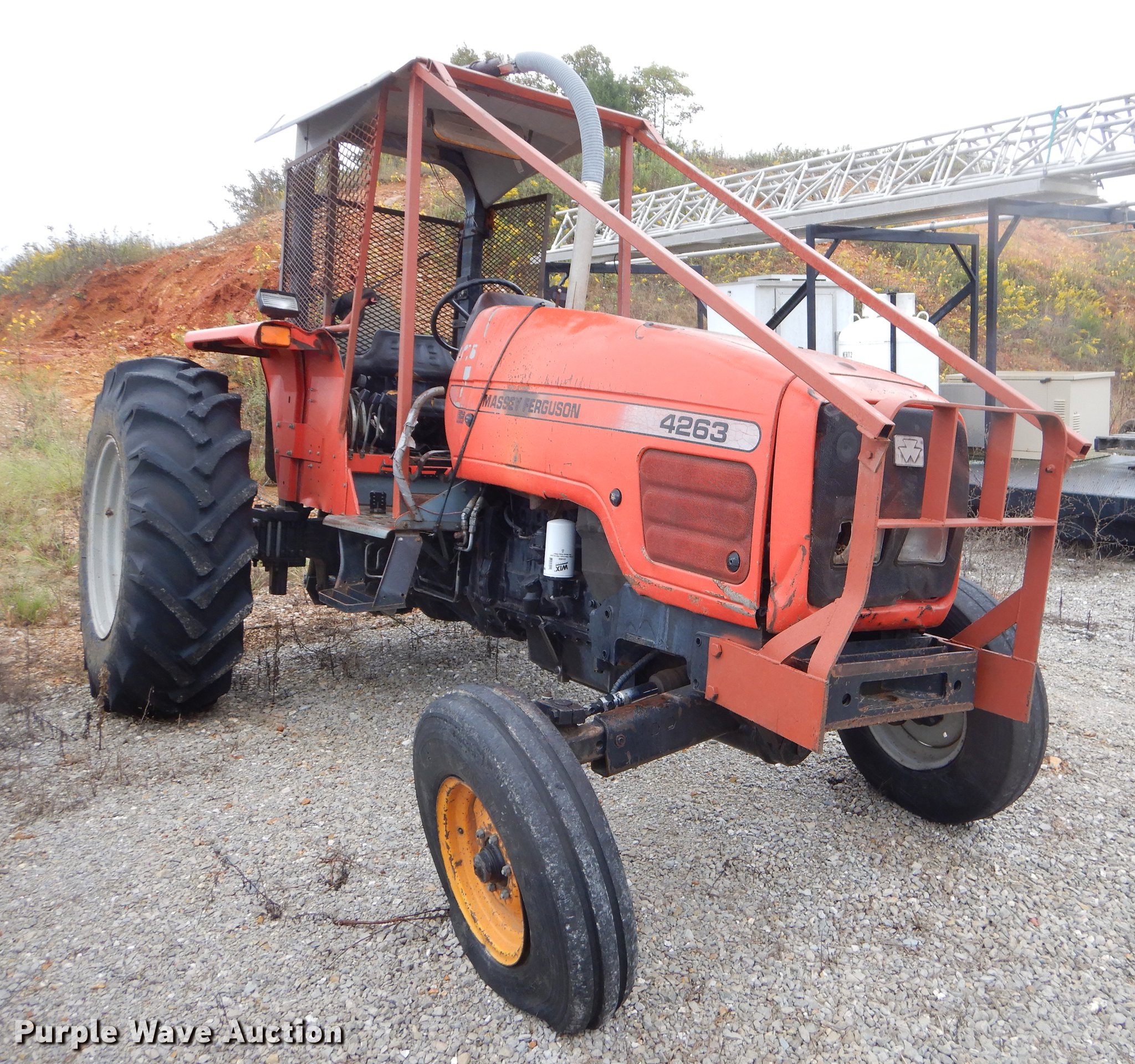2000 Massey-Ferguson 4263 tractor in Willow Springs, MO | Item EO9584 ...