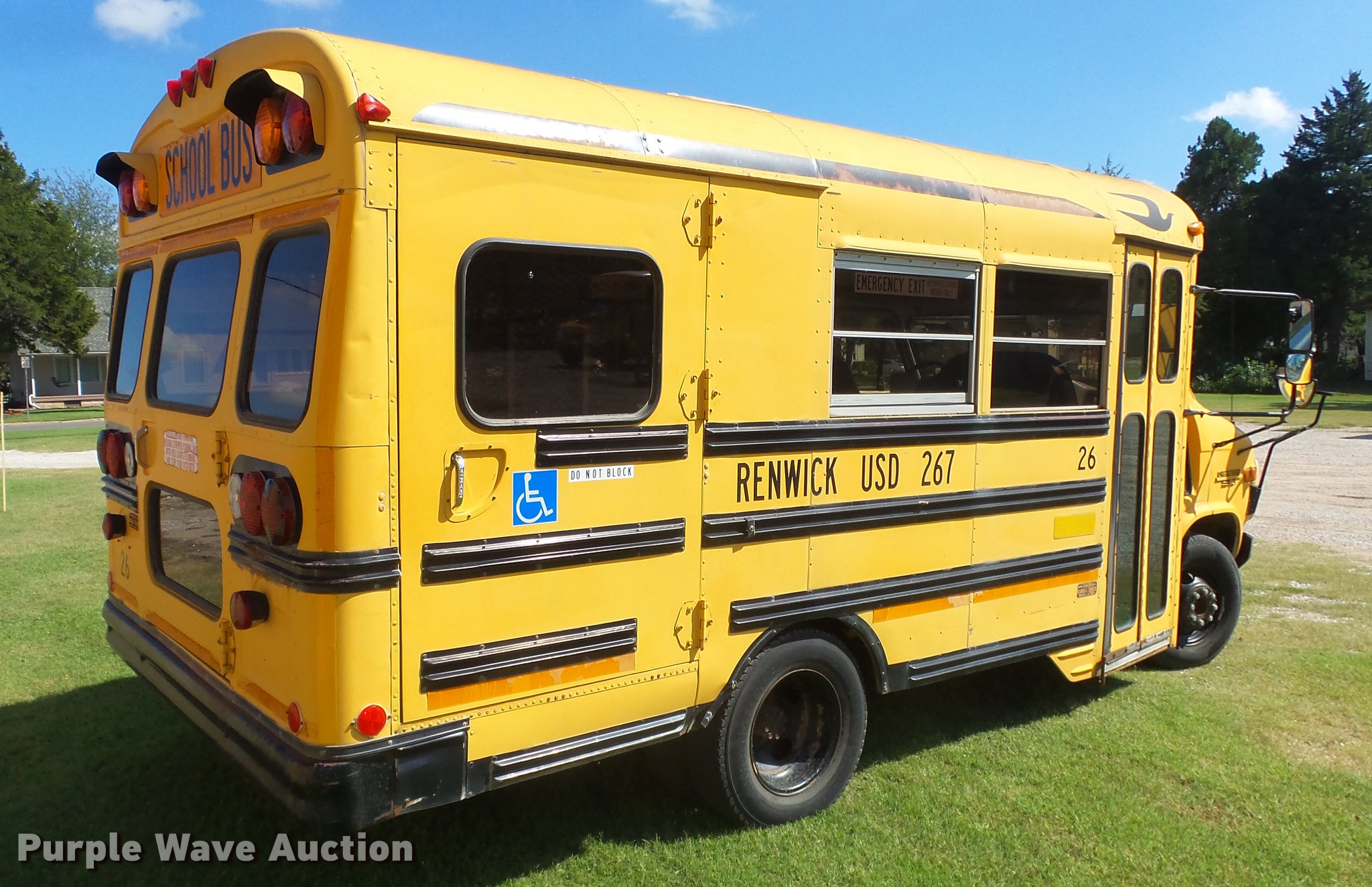 1993 Chevrolet G30 school bus in Garden Plain, KS | Item FO9139 sold ...