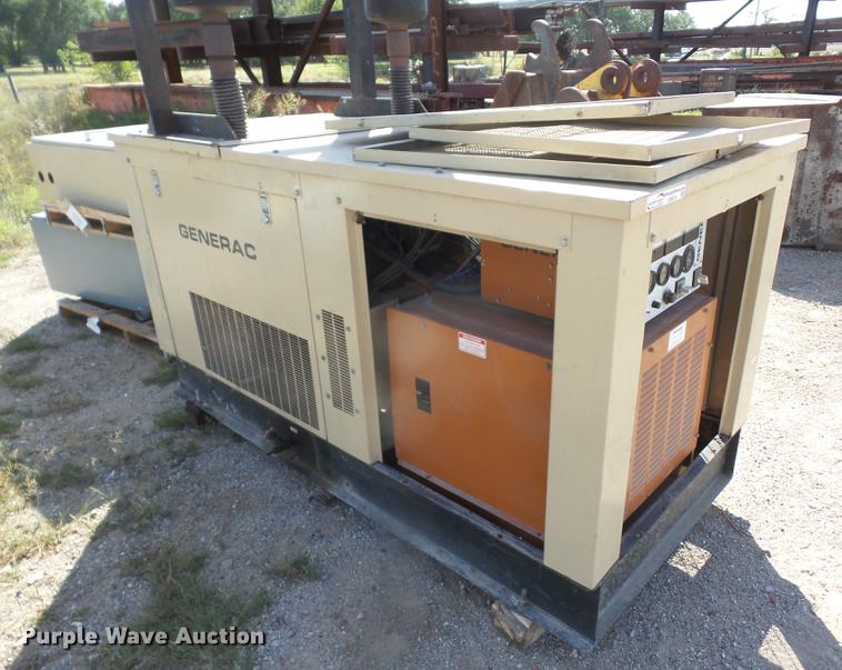 Generac 65-2453-0 generator in Caney, KS | Item EI9974 sold | Purple Wave