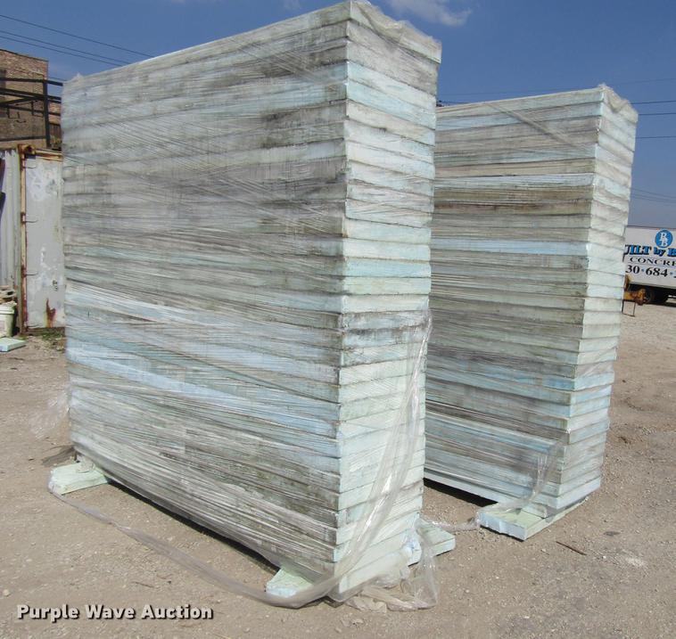 (64) Dow insulation foam board in Chicago, IL | Item FJ9517 sold ...