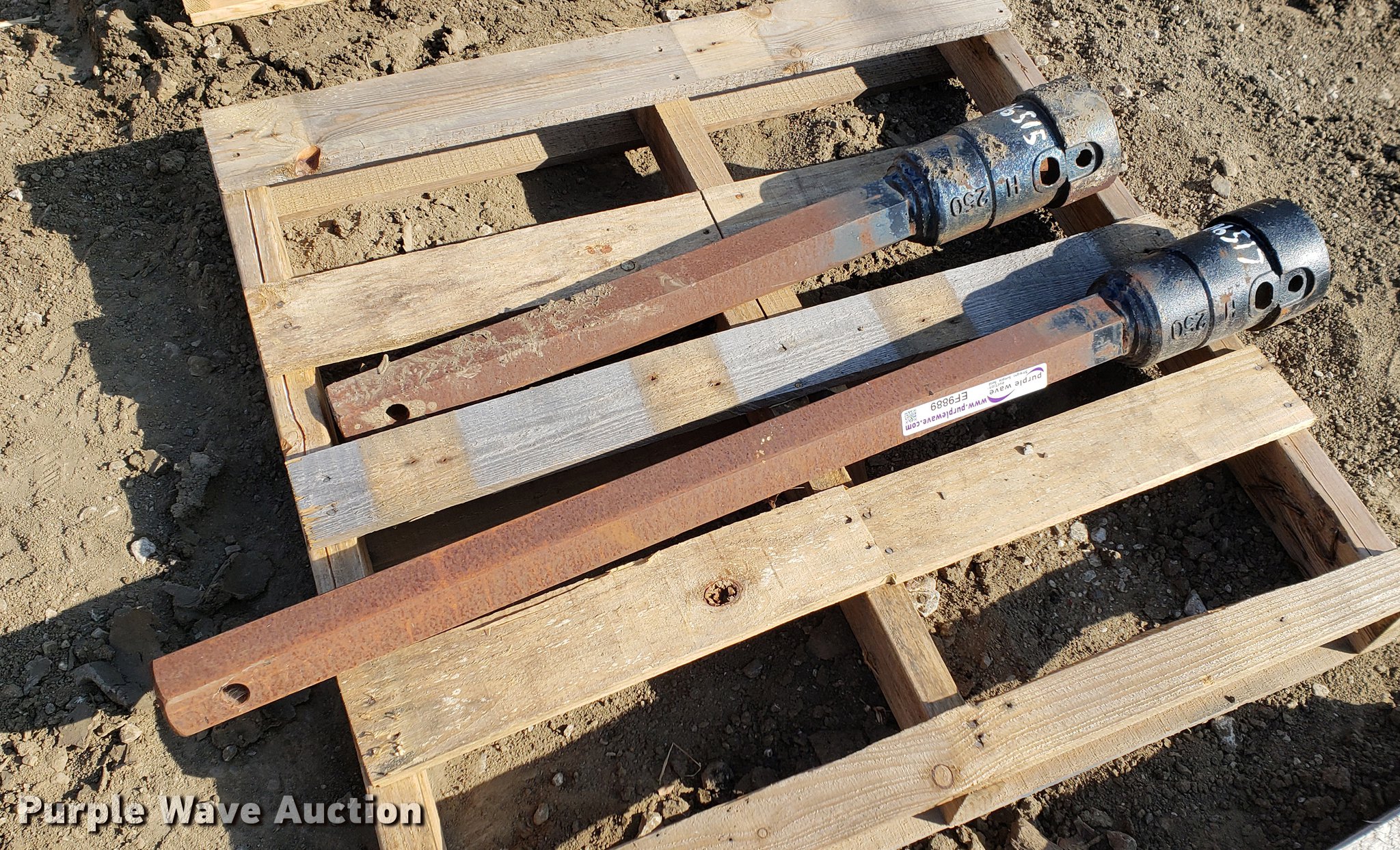 (2) auger extensions in Olathe, KS | Item EF9889 sold | Purple Wave