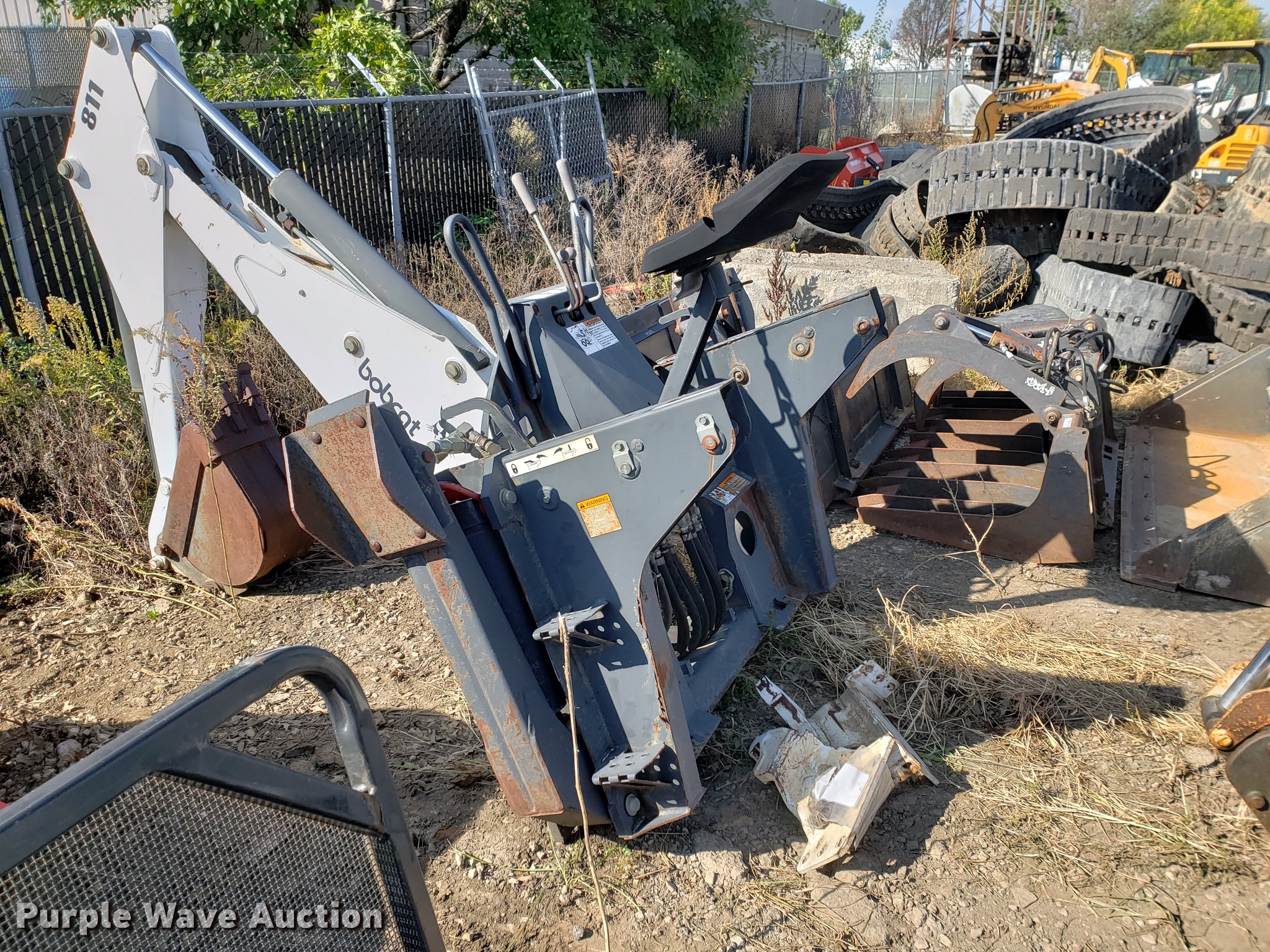 Bobcat 811 skid steer backhoe attachment in Olathe, KS | Item EF9899 ...