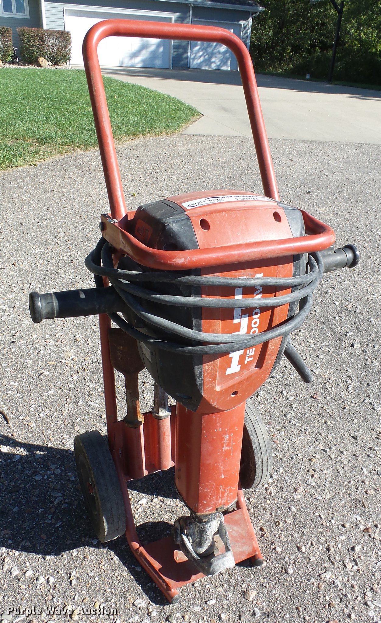 Hilti TE3000-AVR jack hammer in Hutchinson, KS | Item FO9193 sold ...
