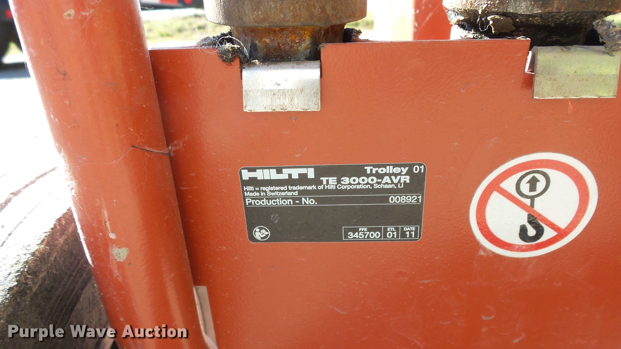 Hilti TE3000-AVR jack hammer in Hutchinson, KS | Item FO9193 sold ...